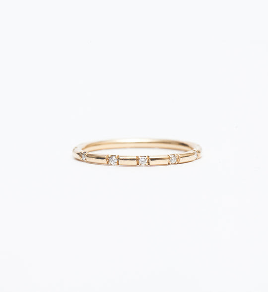 Diamond Dot Ring – No.3